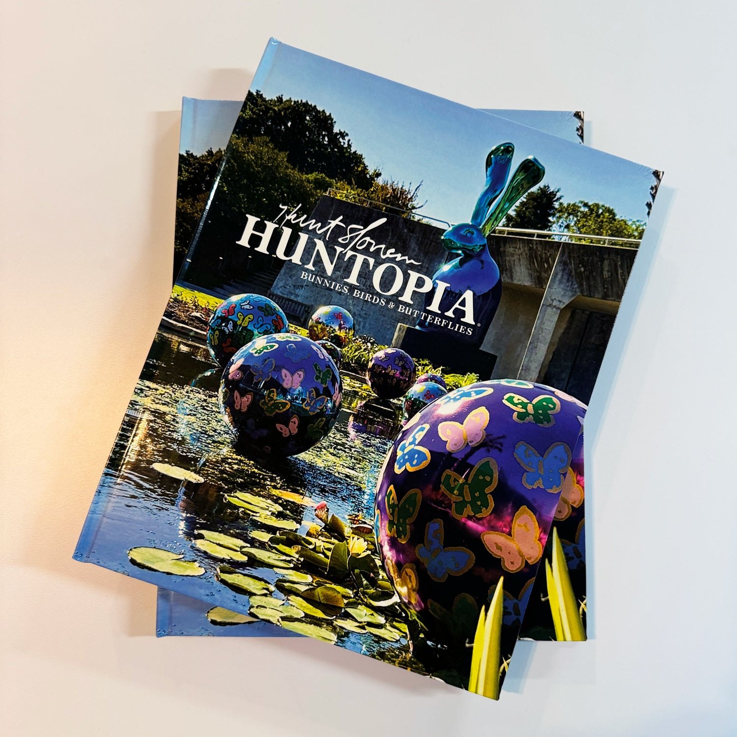 Huntopia: Bunnies, Birds & Butterflies Exhibition Catalog – Hunt Slonem ...